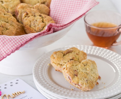 BACON AND MAPLE SCONES | Safeway