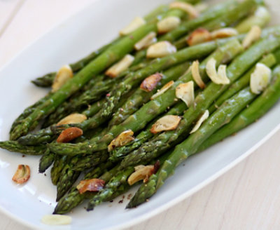 Roasted Asparagus Spears with Slivered Garlic | Safeway