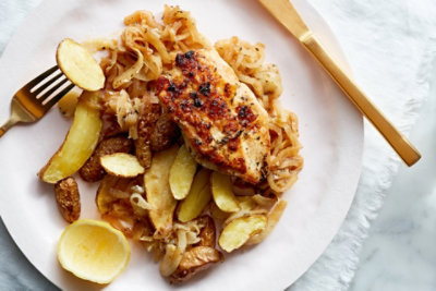 Skillet Roast Chicken with Caramelized Fennel and Potatoes | Albertsons