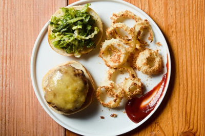 White Cheddar Cheeseburgers with Onion Rings and Smoked Paprika Ketchup ...